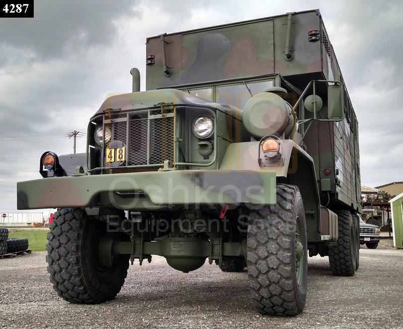 M820 Expansible Van Military 5 Ton Truck (C-200-48) - Oshkosh Equipment