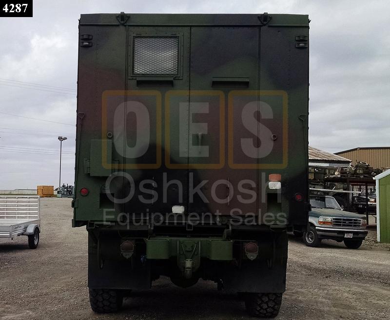 M820 Expansible Van Military 5 Ton Truck (C-200-48) - Oshkosh Equipment