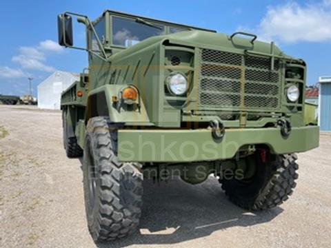 M927 XLWB Extra Long Wheel Base Cargo Truck - Oshkosh Equipment