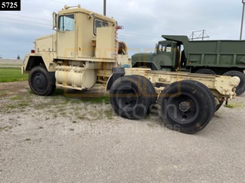 M916 6X6 Tractor (TR-500-77) - Oshkosh Equipment