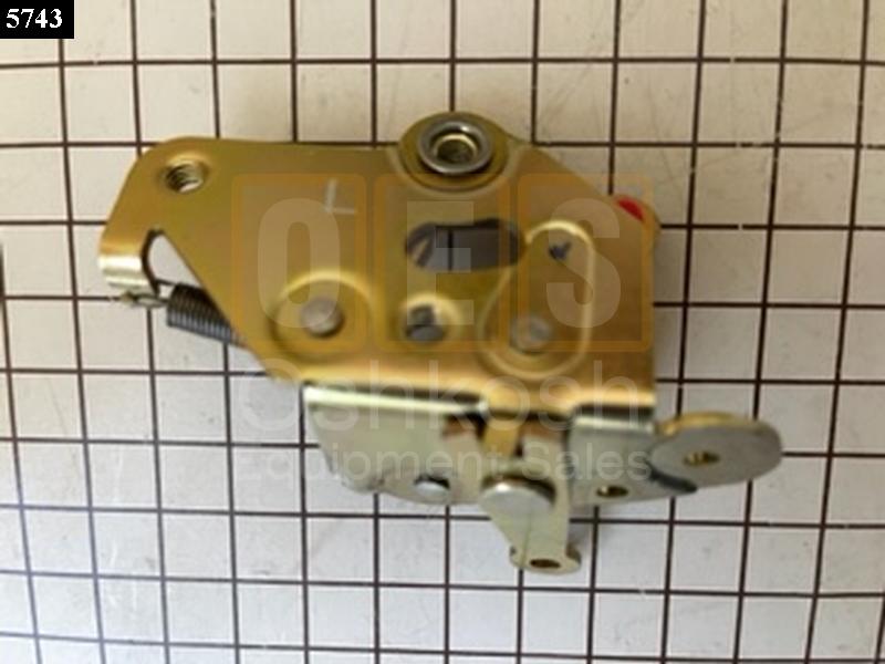 Left Hand Door Latch Lock FMTV LMTV M1078 M1079 M1083 Oshkosh Equipment Left Hand Door Latch Lock FMTV LMTV M1078 M1079 M1083 Oshkosh Equipment
