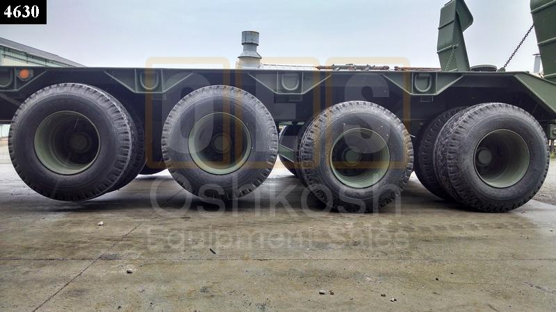M747 60 Ton Military Lowboy Trailer (T-1100-34) - Oshkosh Equipment