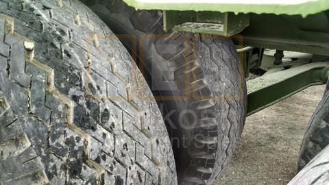 M747 60 Ton Military Lowboy Trailer (T-1100-34) - Oshkosh Equipment