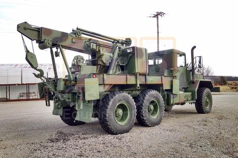 M816 5 Ton 6x6 Military Wrecker Truck (WR-400-14) - Oshkosh Equipment