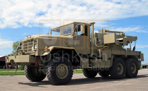 6x6 Military Wrecker Recovery Trucks - Oshkosh Equipment