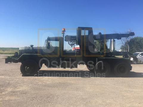 M819 6x6 Military Wrecker/ Recovery Truck (WR-400-20) - Oshkosh Equipment